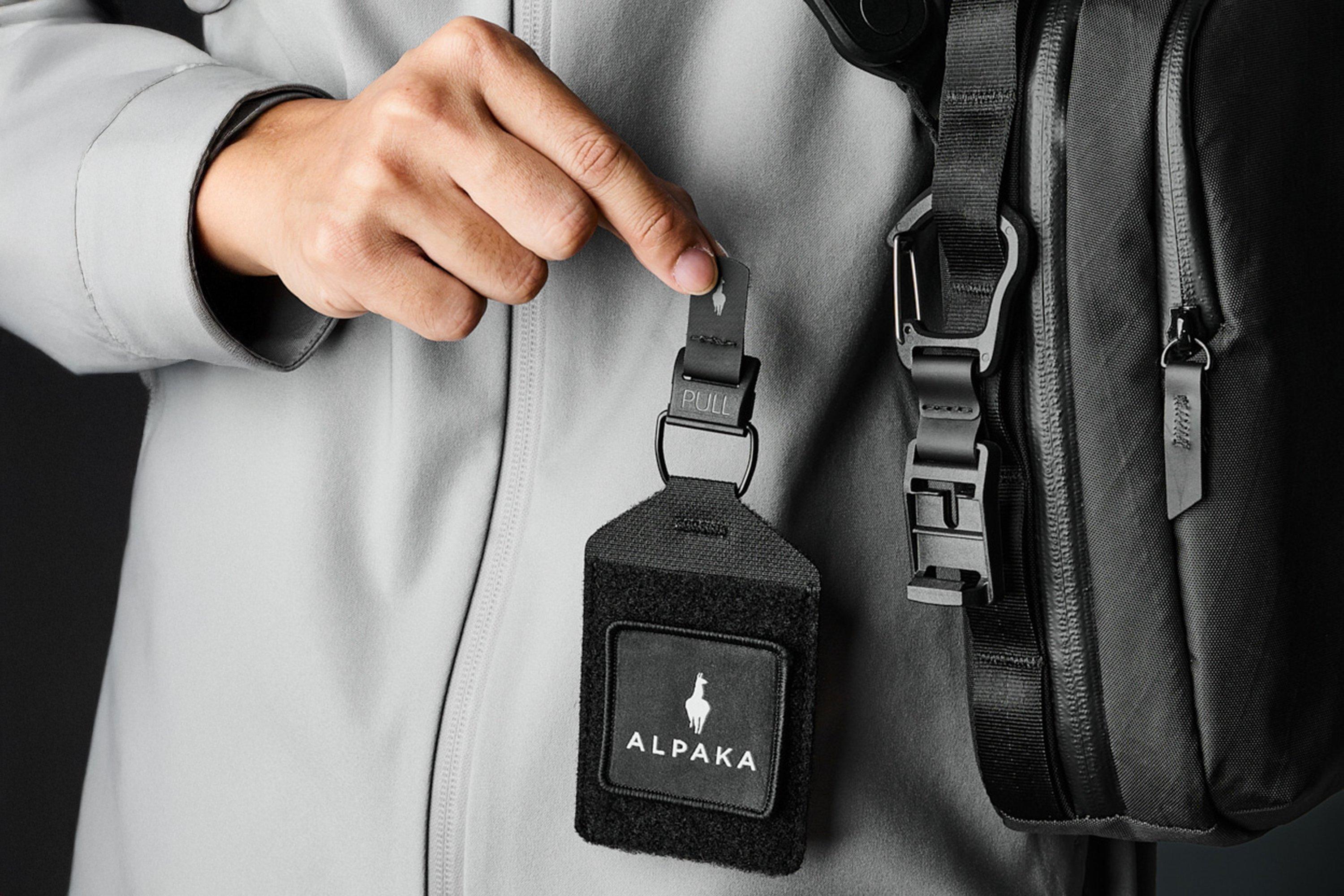 Alpaka Gear HUB Patch Panel & Morale Patch AB010470100 velcro panel with cardholder ...