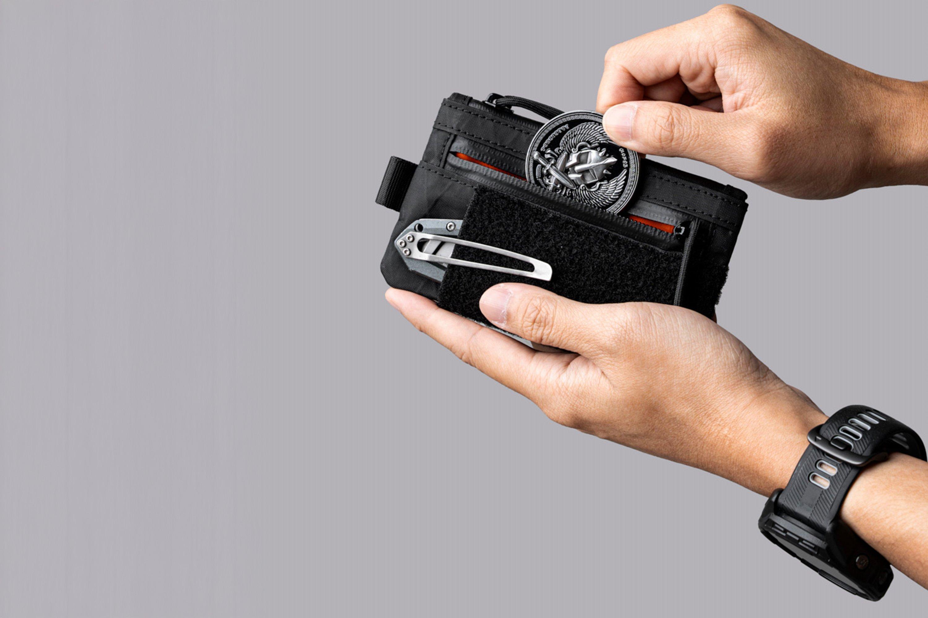 Alpaka Gear Zip Pouch Pro Hook & Loop AD010750603 Bahama Blue, X-Pac VX21, wallet and EDC ...