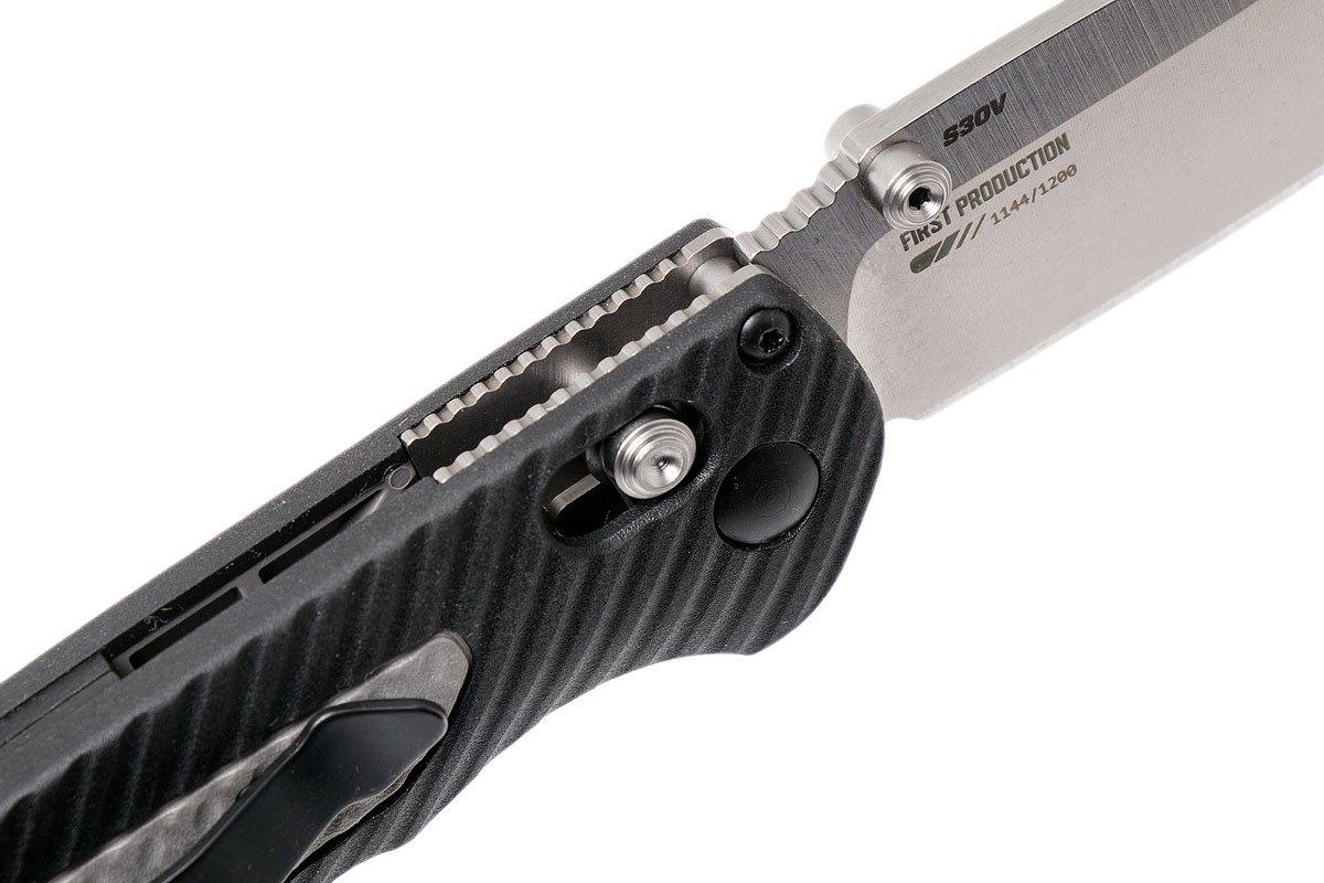 Benchmade 565 Mini Freek pocket knife, plain edge satin blade ...