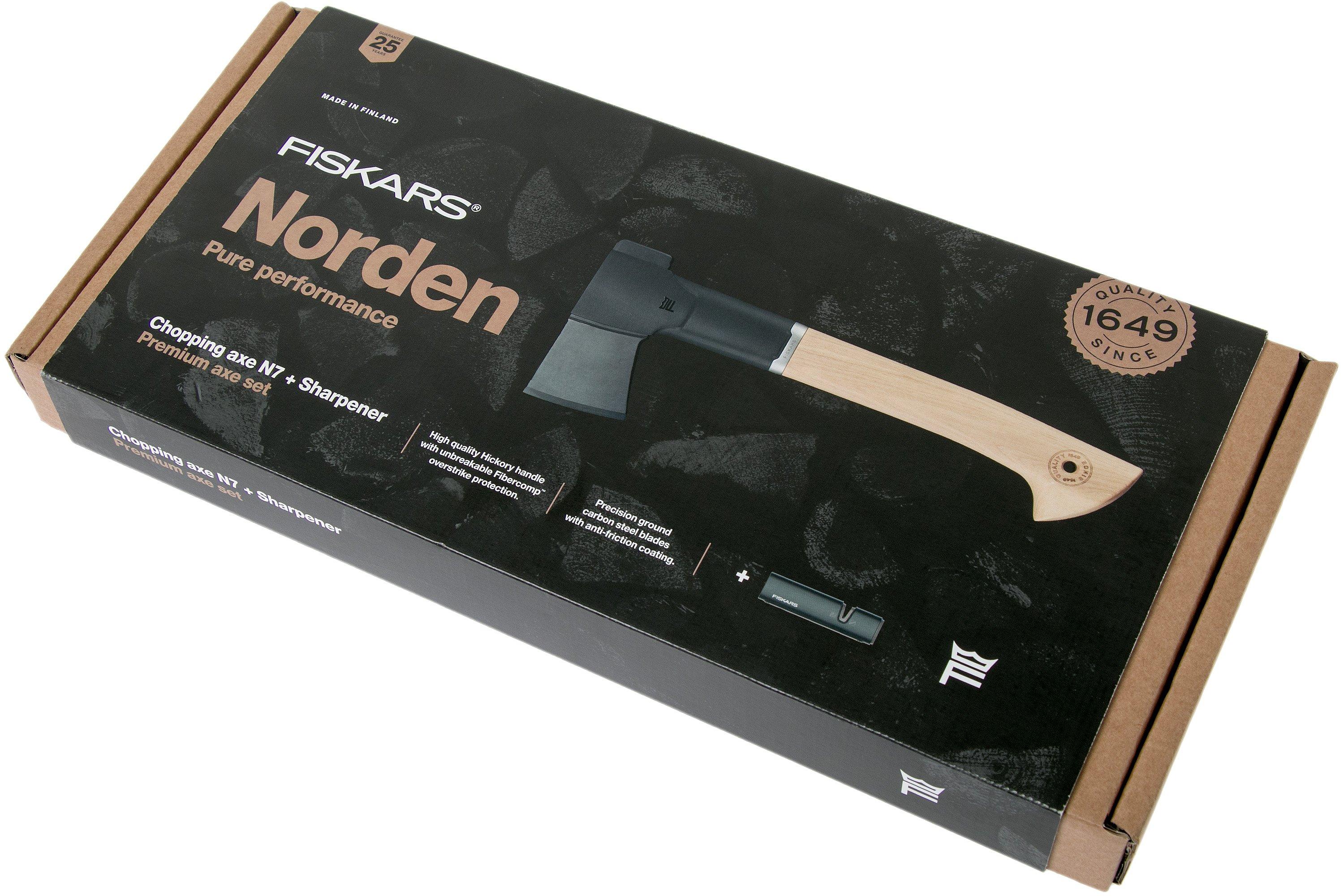 Fiskars Norden N7 hand axe + sharpener | Advantageously shopping at ...