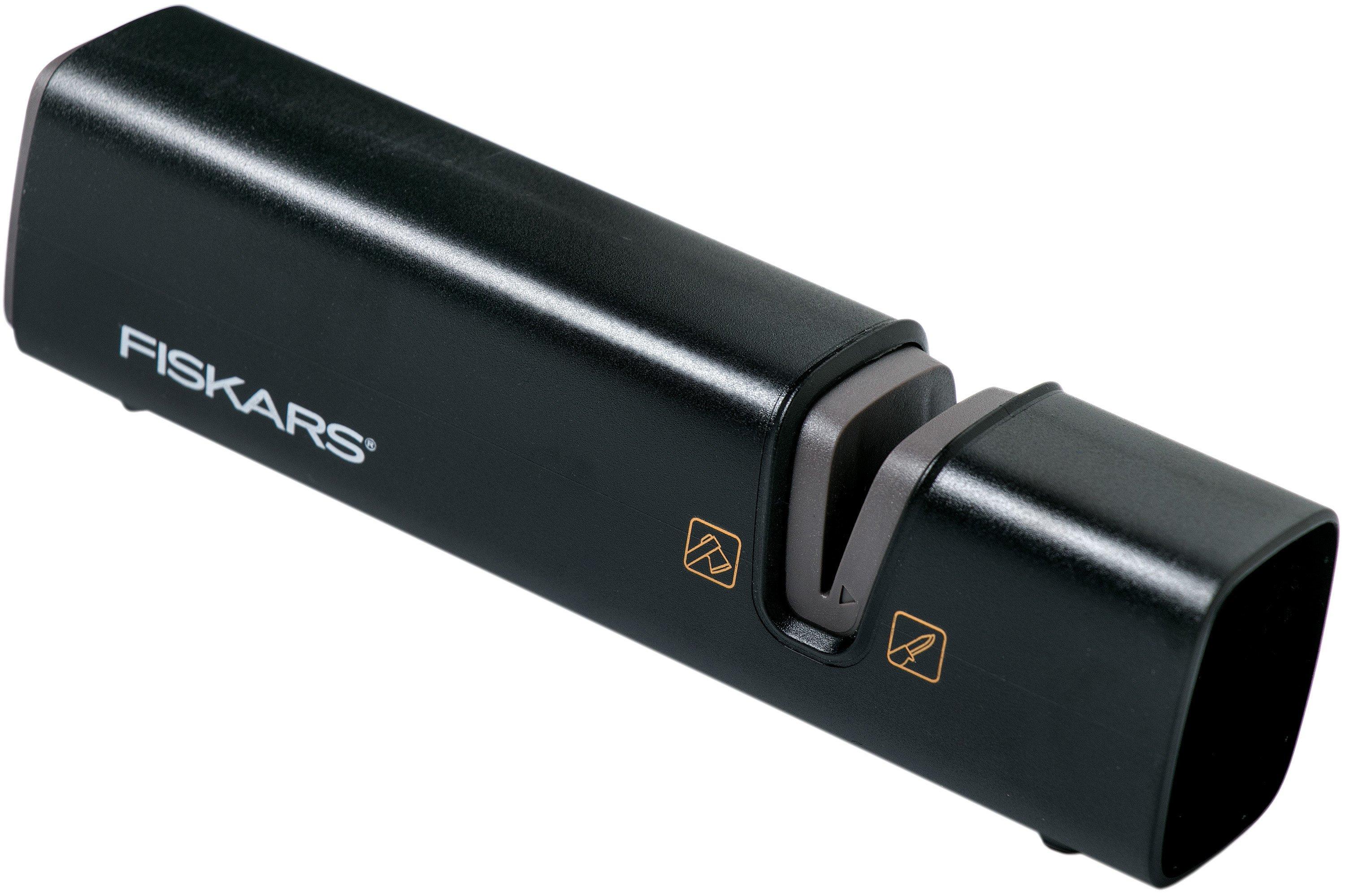 Fiskars Norden N12 splitting axe + sharpener | Advantageously shopping ...