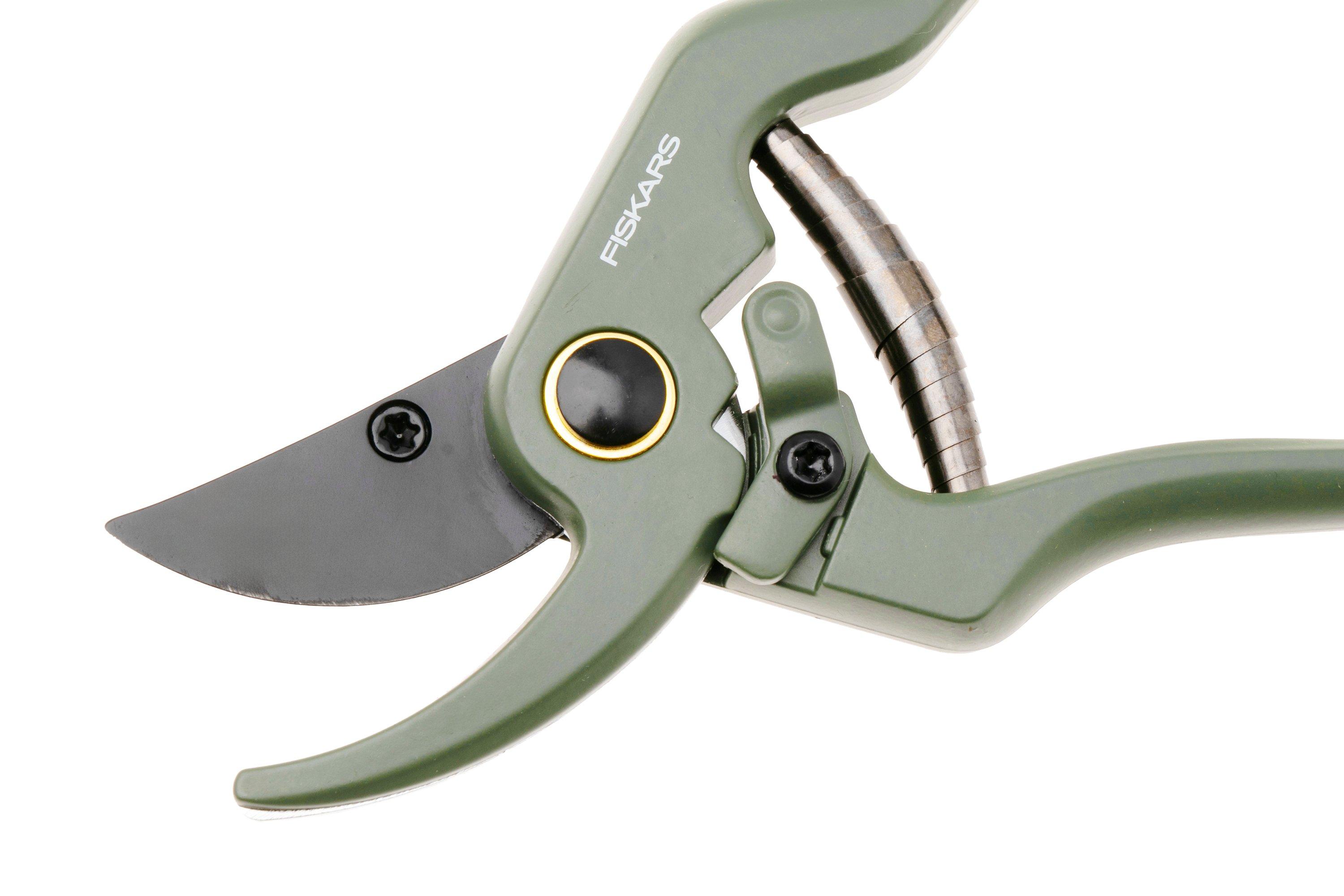 Fiskars Plant Care Complete Pruning Set 1075317 3-piece pruning set ...