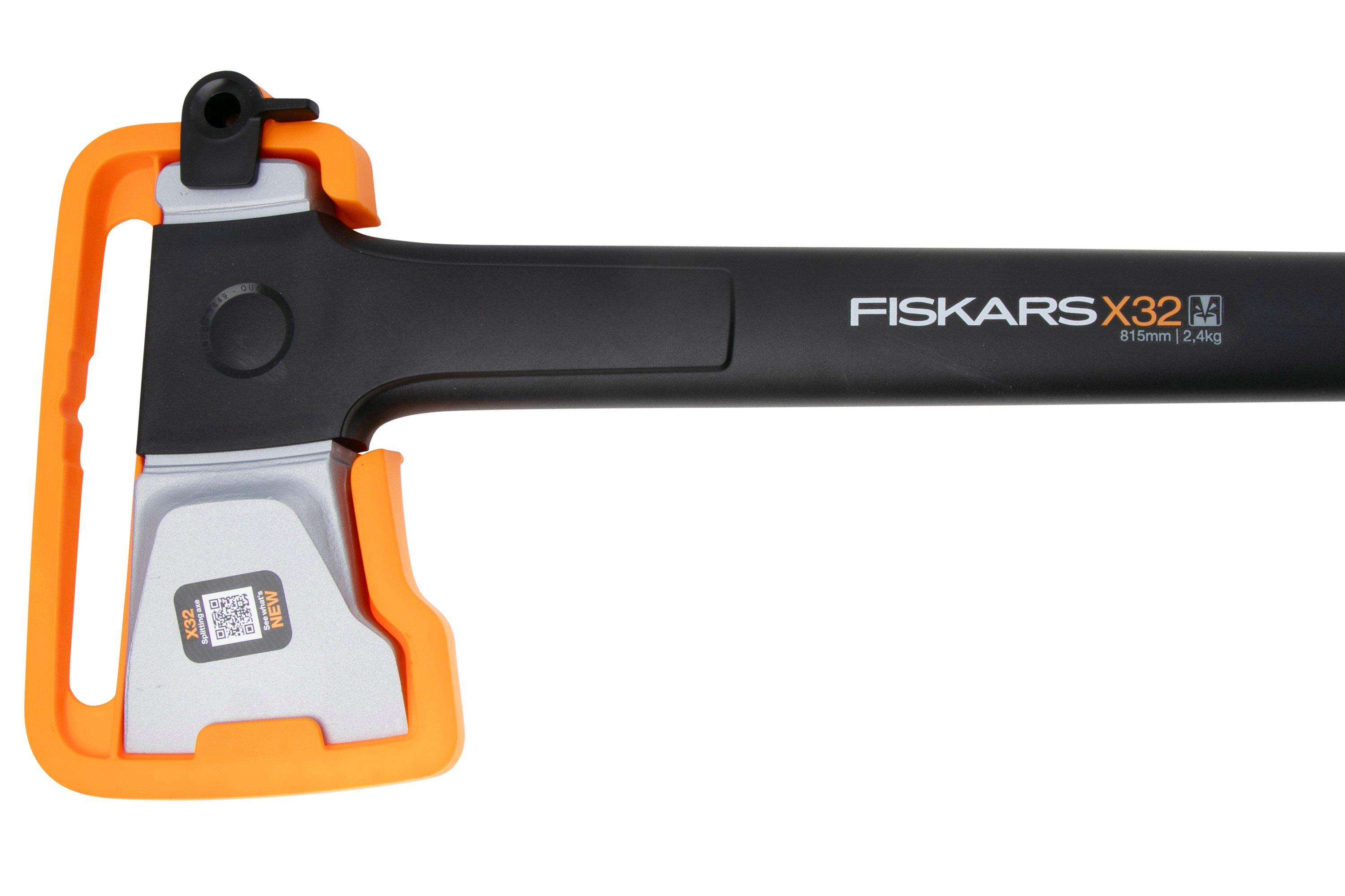 Fiskars X32 Splitting Axe Set 1075435 splitting axe + folding saw ...