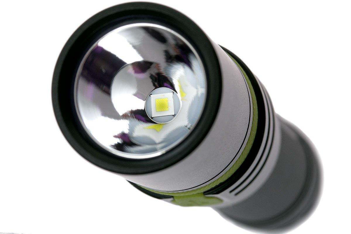 Fenix UC30 torcia LED | Fare acquisti vantaggiosamente su Knivesandtools.it