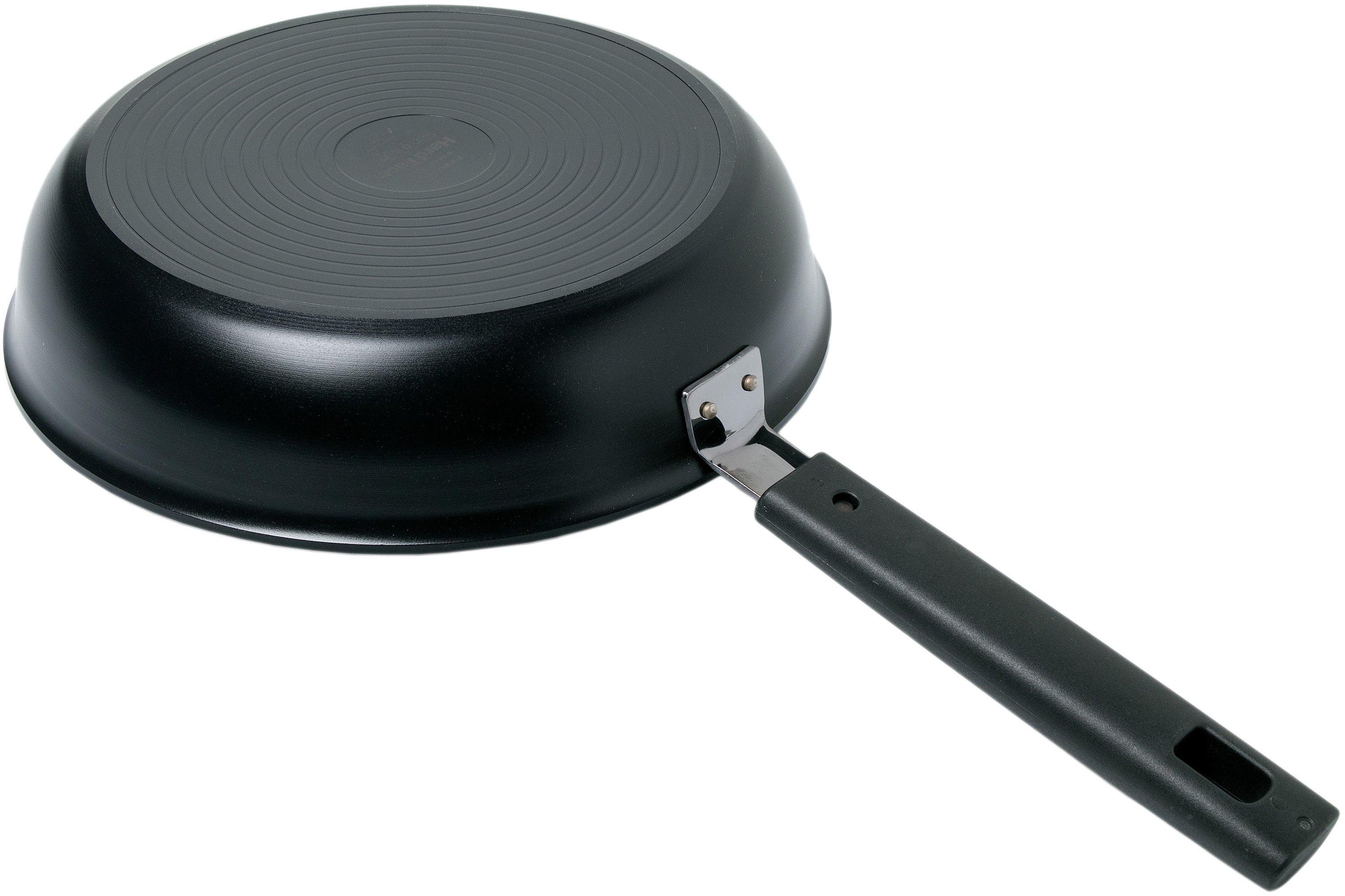 Fiskars Hard Face saute pan 26cm | Advantageously shopping at ...