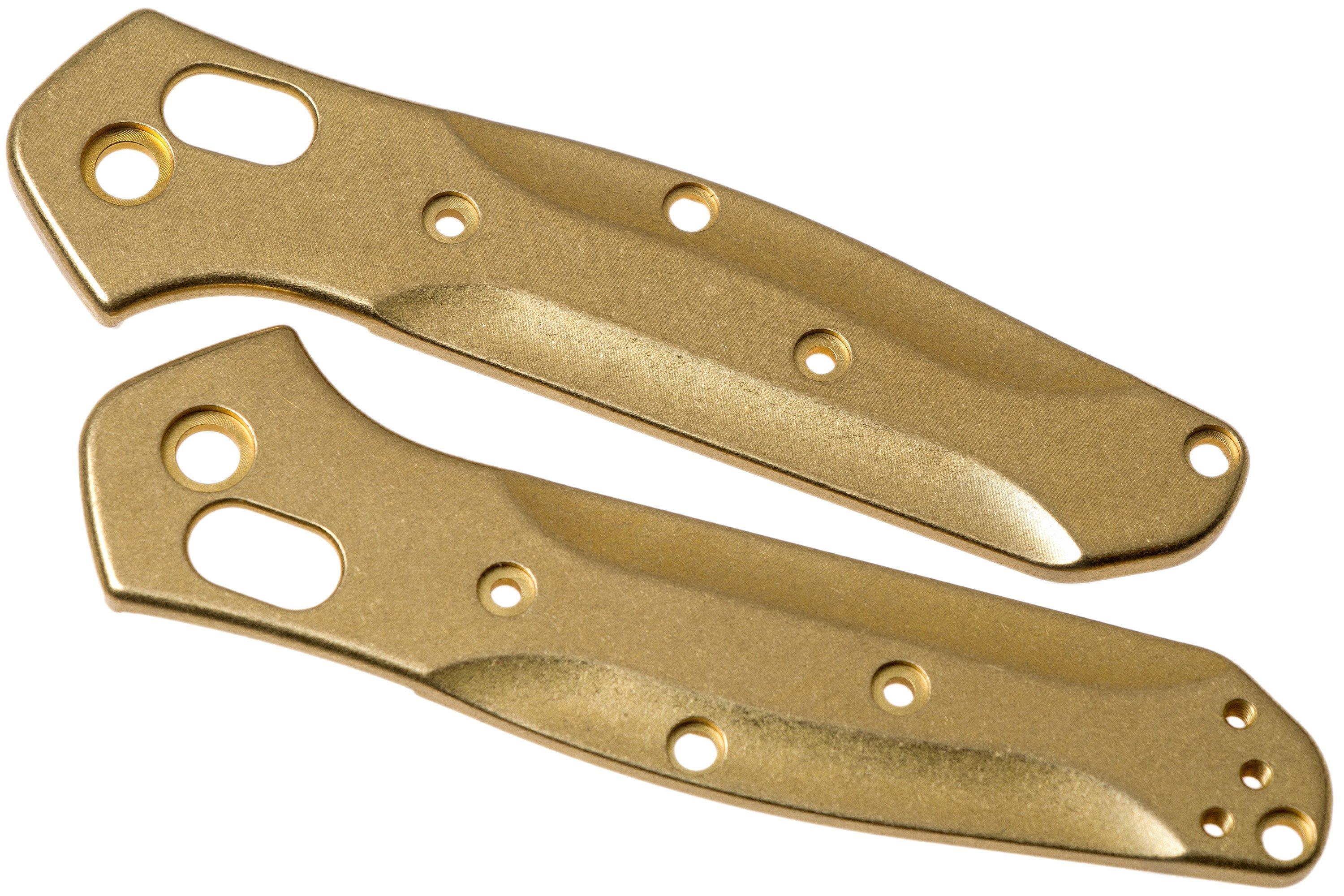 Flytanium Benchmade 945 Mini Osborne Scales, brass | Advantageously ...