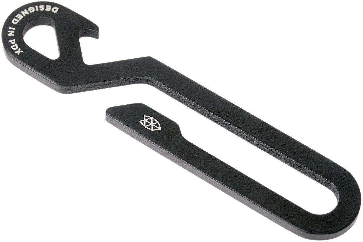 The James Brand Hook, black patina, keychain | Advantageously shopping ...