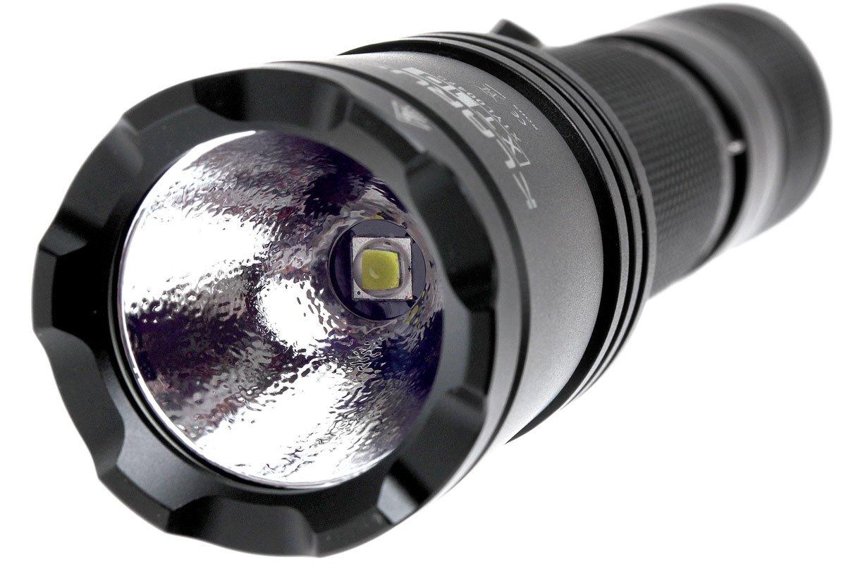 Klarus XT10 tactical torch | Advantageously shopping at Knivesandtools.com