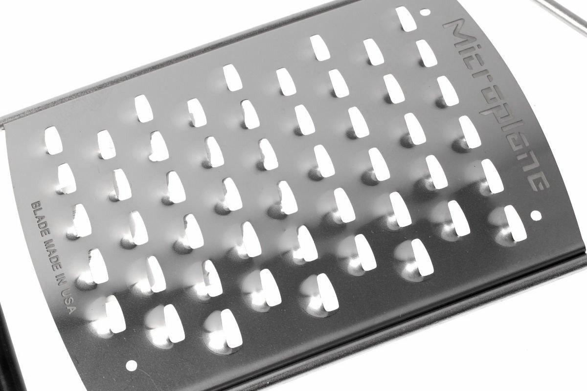Microplane Gourmet Extra Coarse / Extra Wide Grater | Advantageously ...