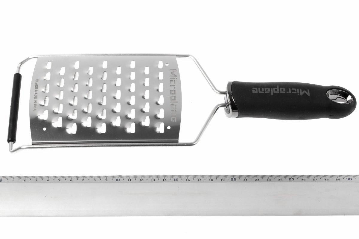 Microplane Gourmet Extra Coarse / Extra Wide Grater | Advantageously ...