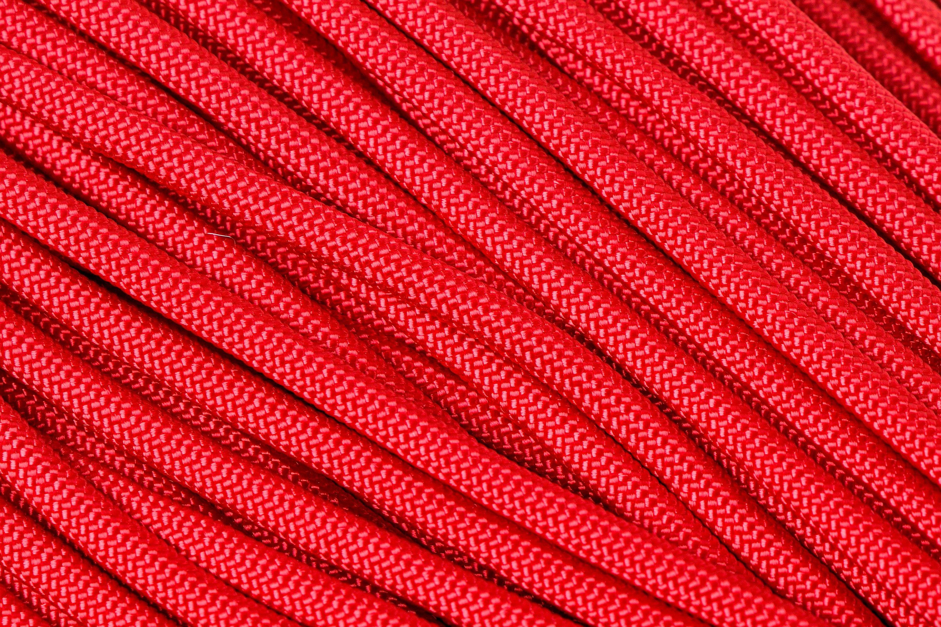 Knivesandtools 550 paracord type III, colour: imperial red, 100 ft (30. ...