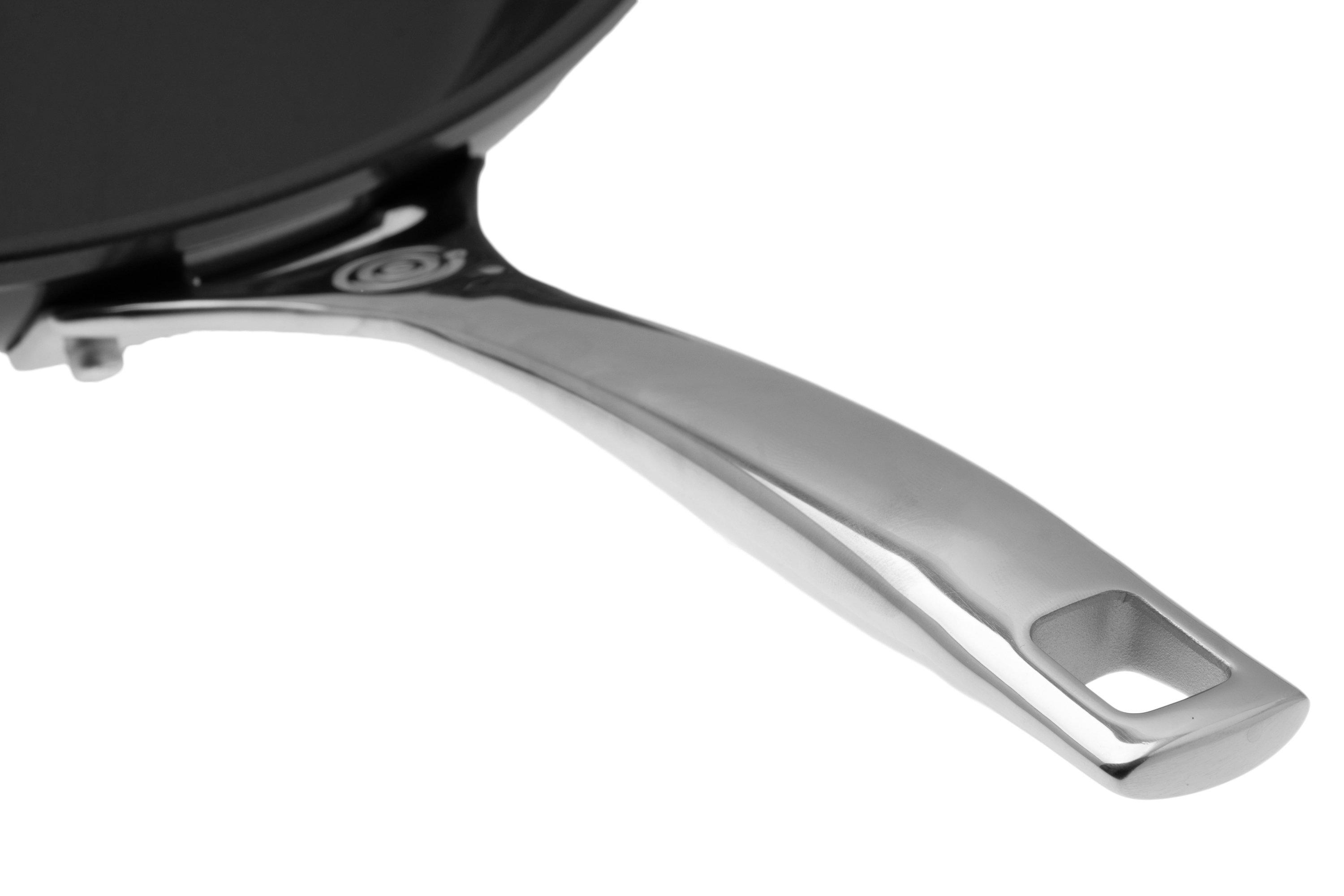 Le Creuset Frying Pan, Essential Non-Stick Ceramic frying pan, 28 cm ...