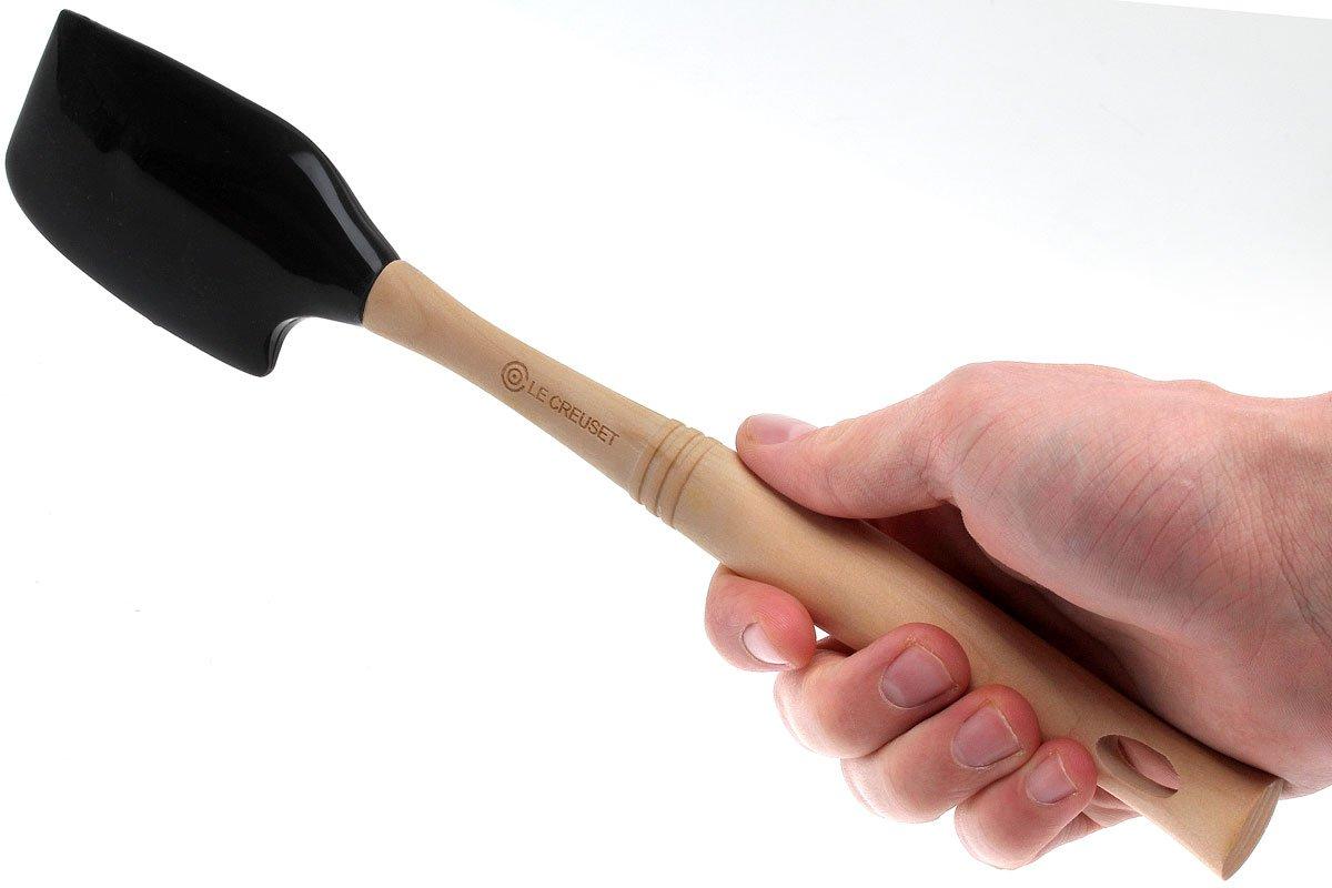 Le Creuset Silicone Pro spatula with wooden handle | Advantageously ...