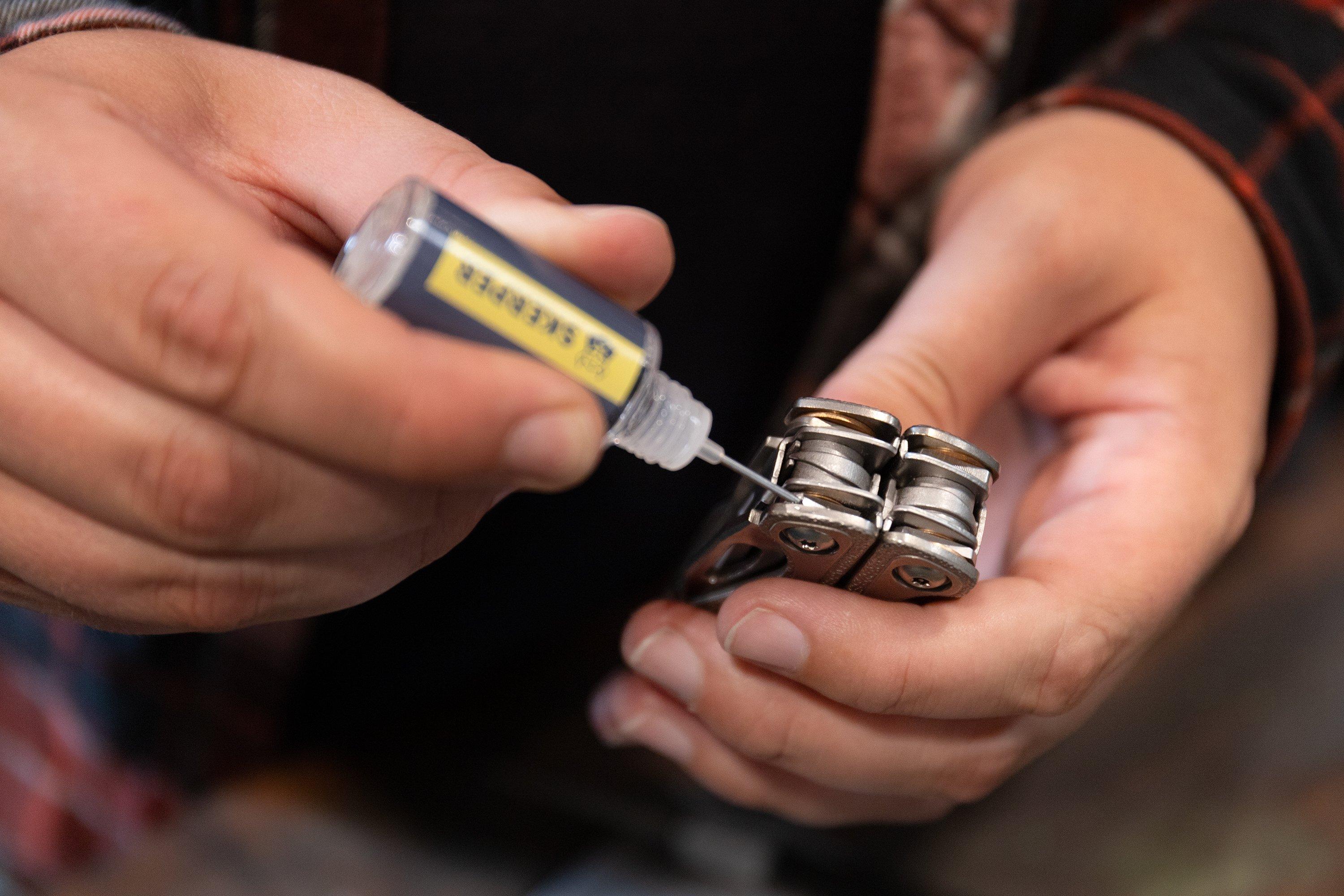 Leatherman Charge Plus TTi multiferramenta, bainha de nylon | Compras ...