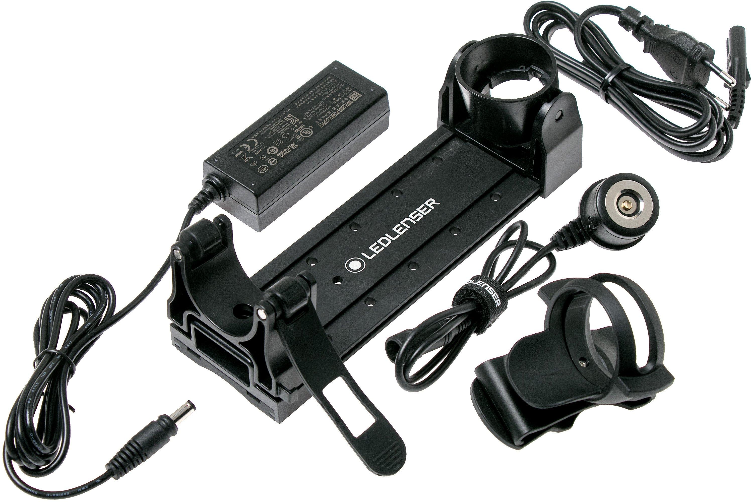 Ledlenser P17R linterna led recargable | Compras con ventajas en Knivesandtools.es