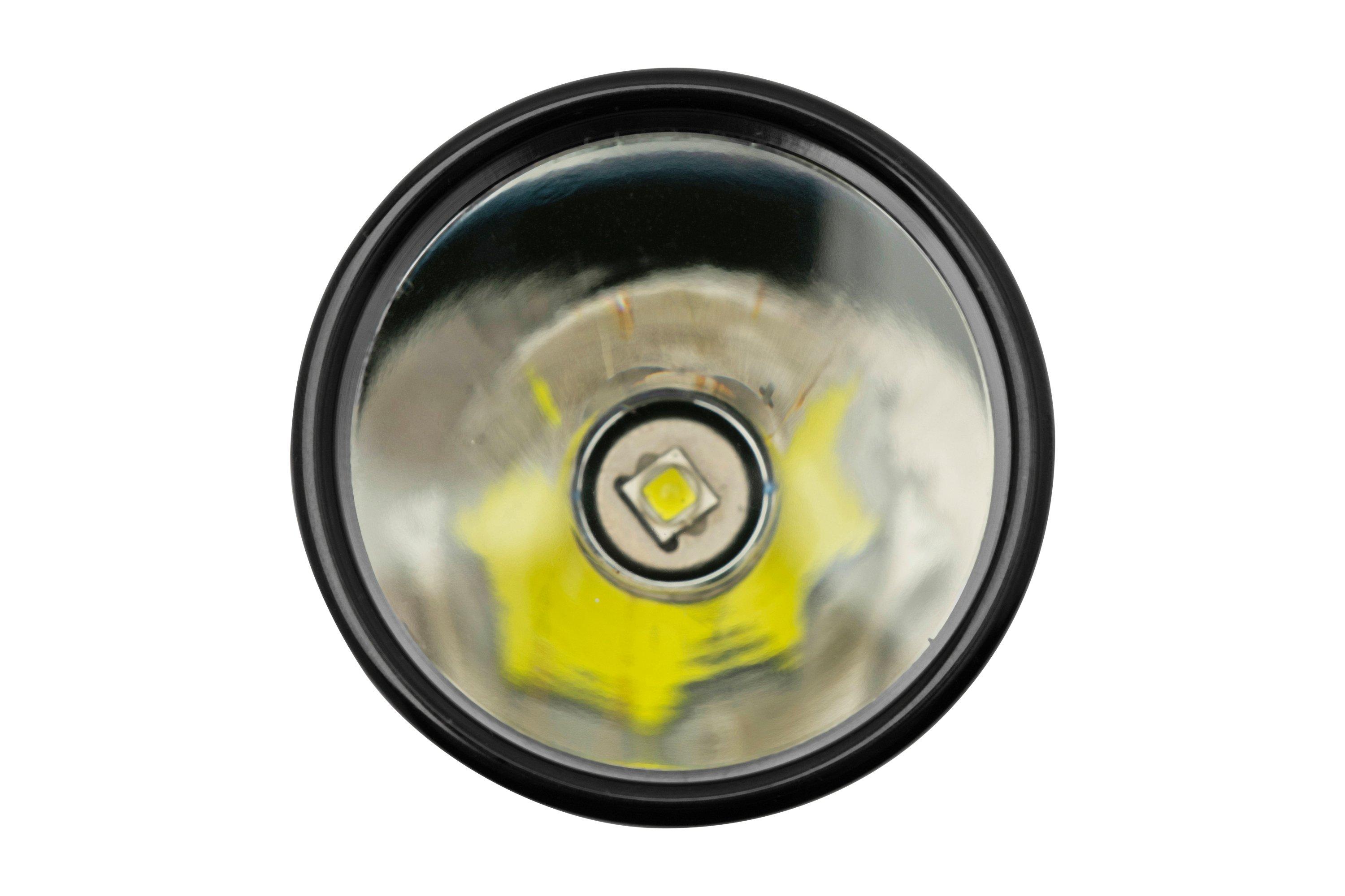 Maglite ML150LRS rechargeable LED flashlight, 819 lumens ...