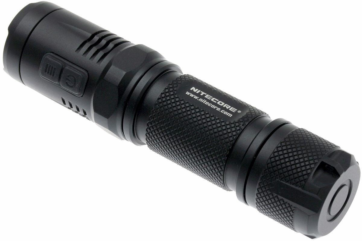 Nitecore EC21 LED-torch | Advantageously shopping at Knivesandtools.ie
