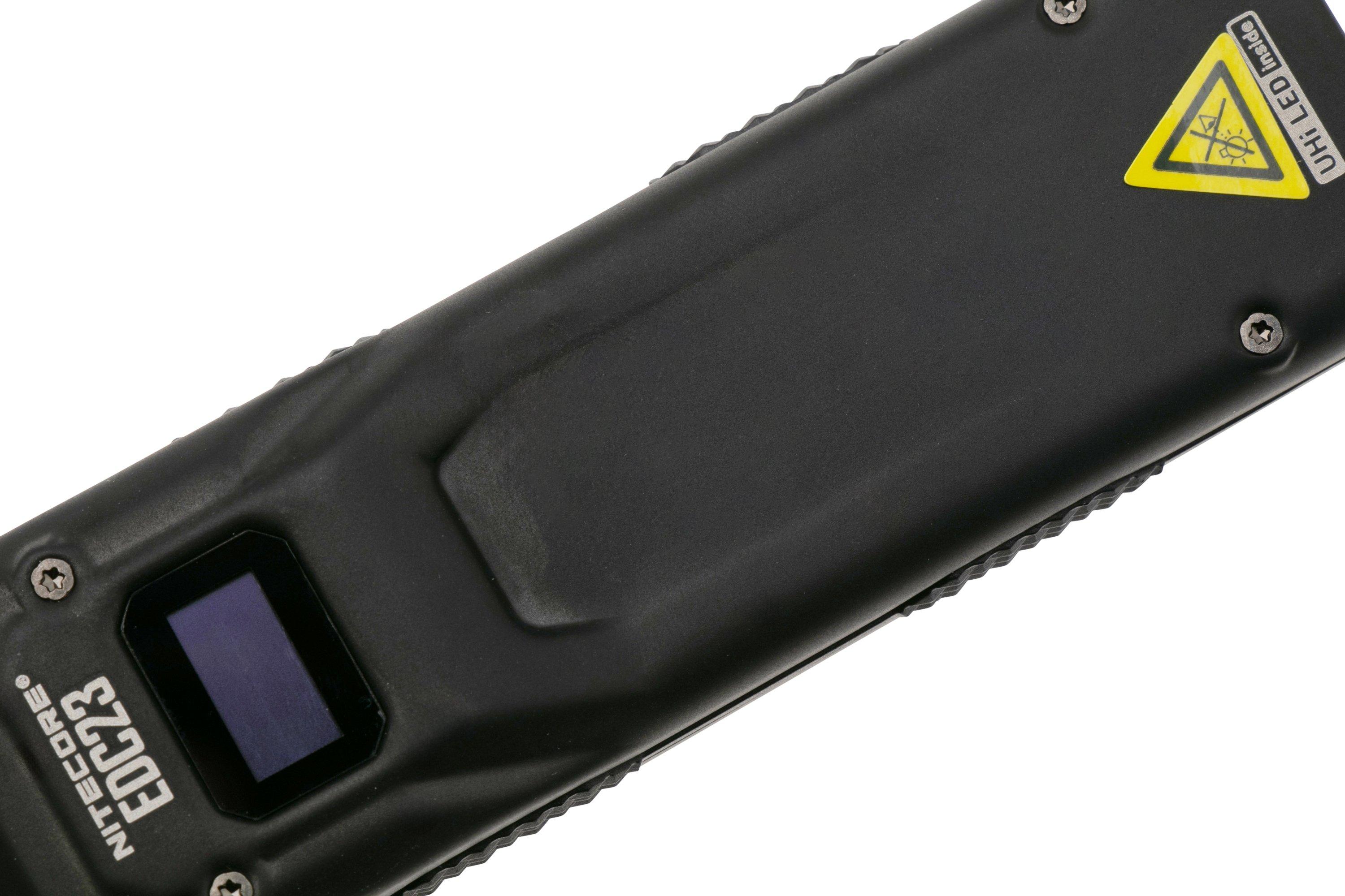 Nitecore EDC23 aufladbare Taschenlampe, 2500 Lumen | Günstiger shoppen bei knivesandtools.at