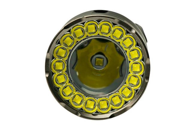 Nitecore TM20K, 20.000 lumen, tactical flashlight Nitecore TM20K, 20.000 lumen, tactical flashlight