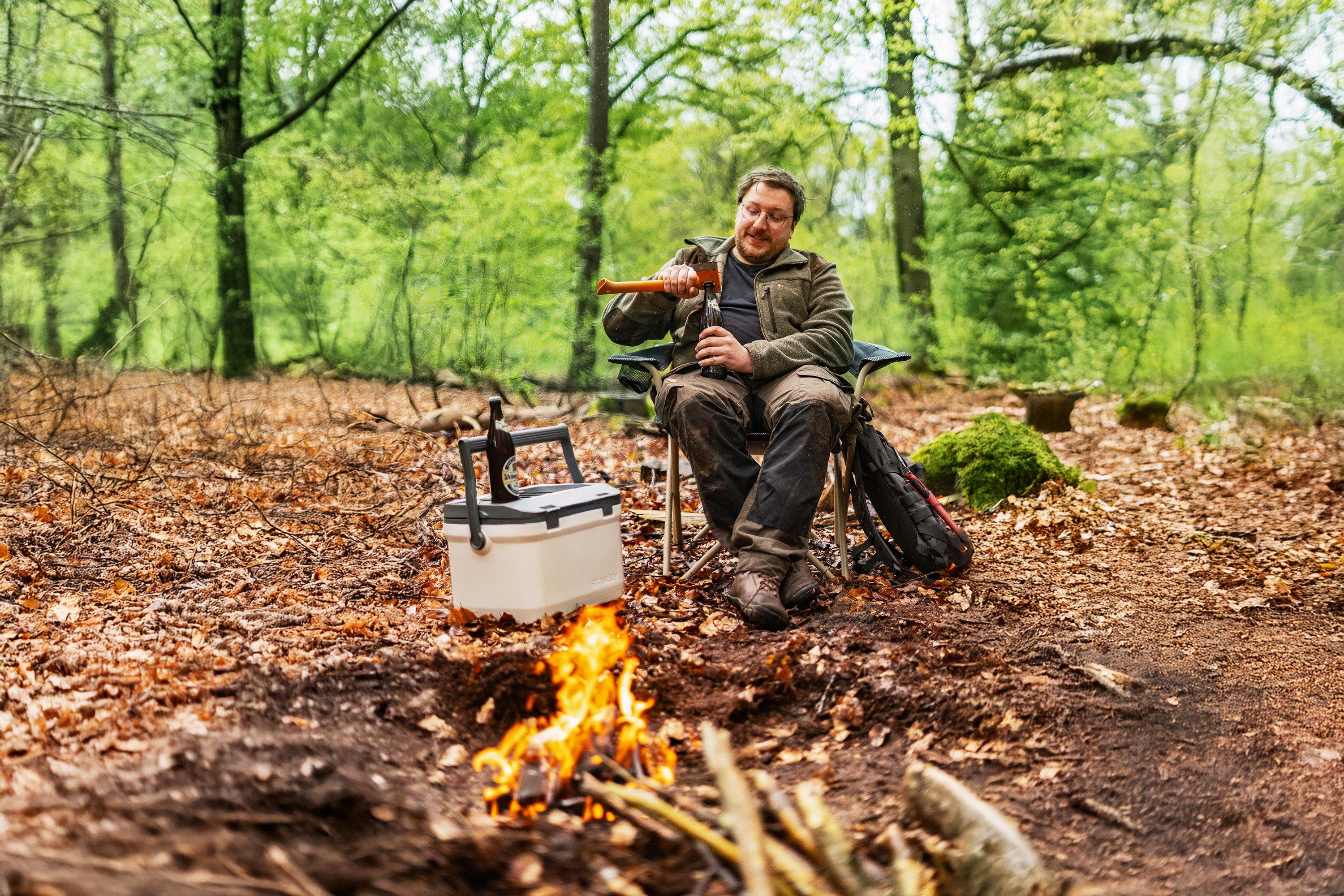 Stanley Easy Carry Outdoor Cooler 10-01623-123, 15.1L Polar White ...