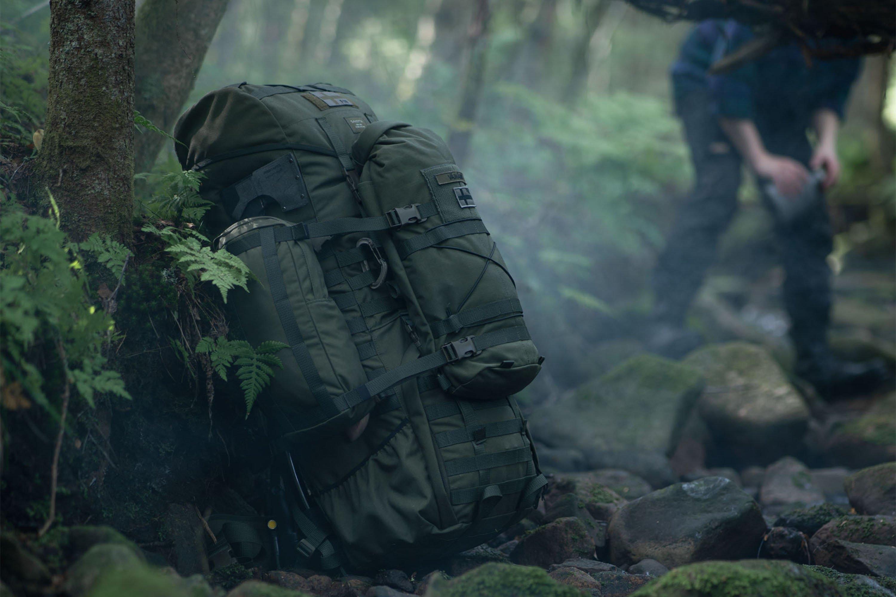 Savotta Hatka 12 L backpack black | Advantageously shopping at ...