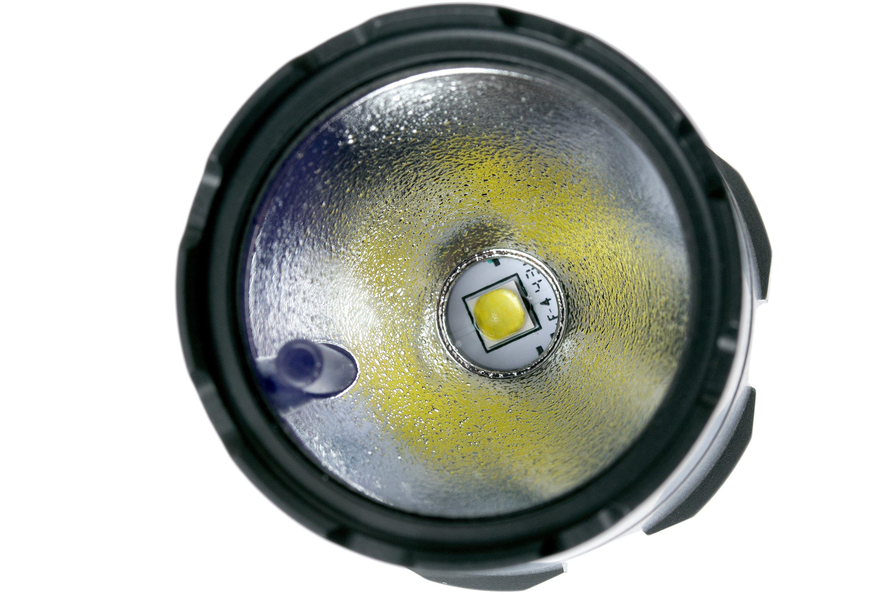 SureFire Fury Intellibeam dual fuel flashlight | Advantageously ...