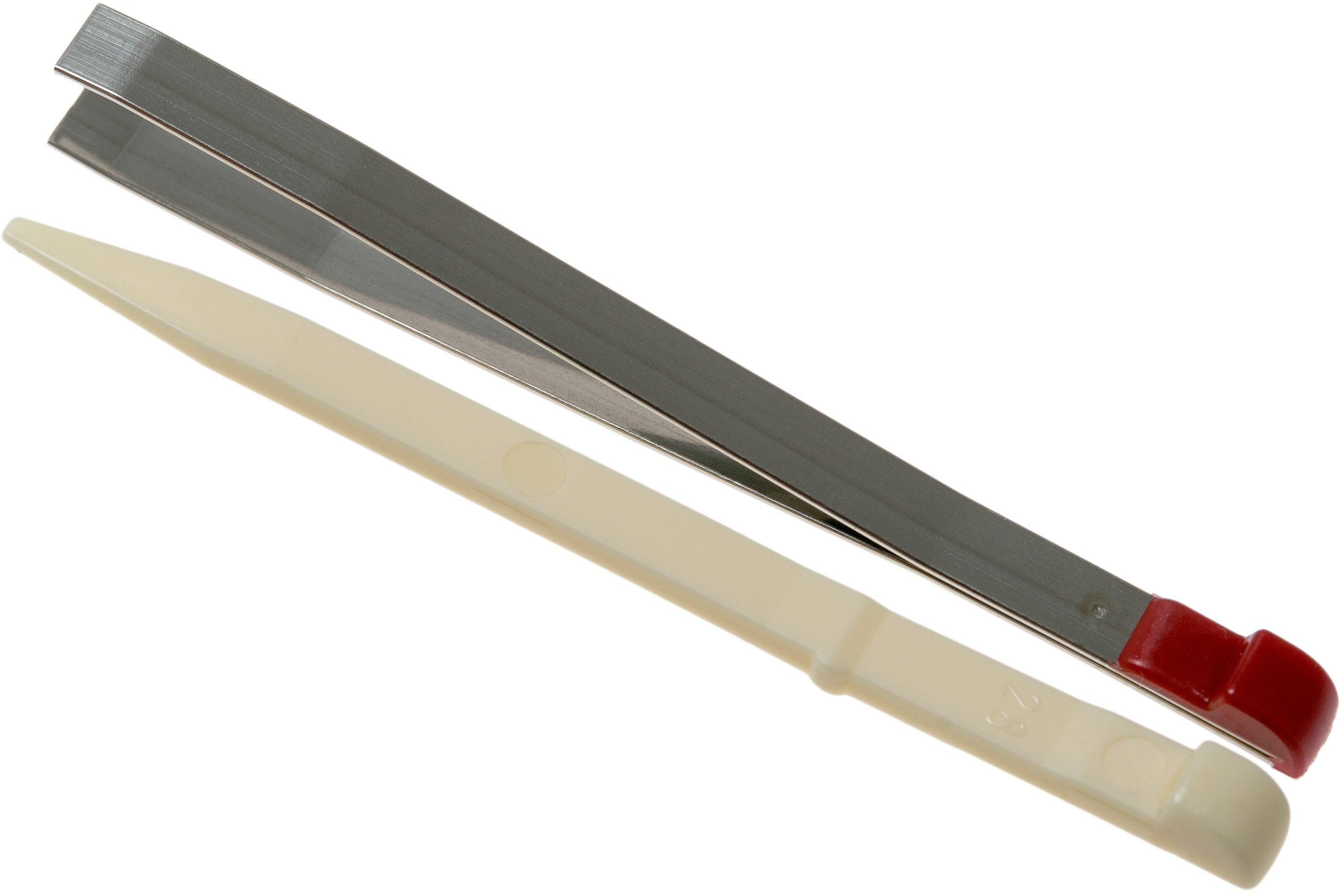 Victorinox Classic SD Chili Peppers Limited Edition 2019 0-6223-L1904 ...