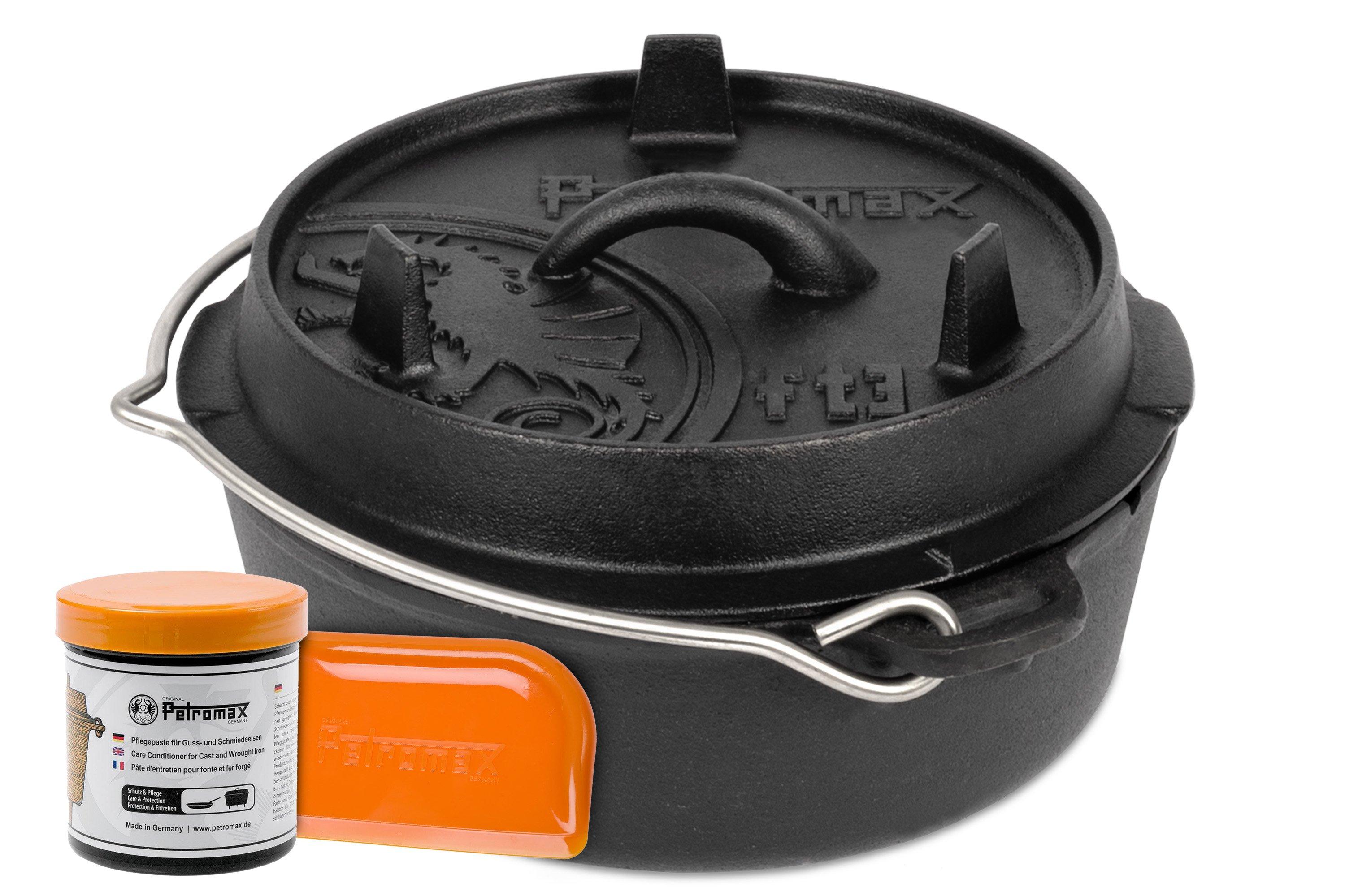 Petromax Dutch Oven ft3 flat base with maintenance fat & pan scraper ...