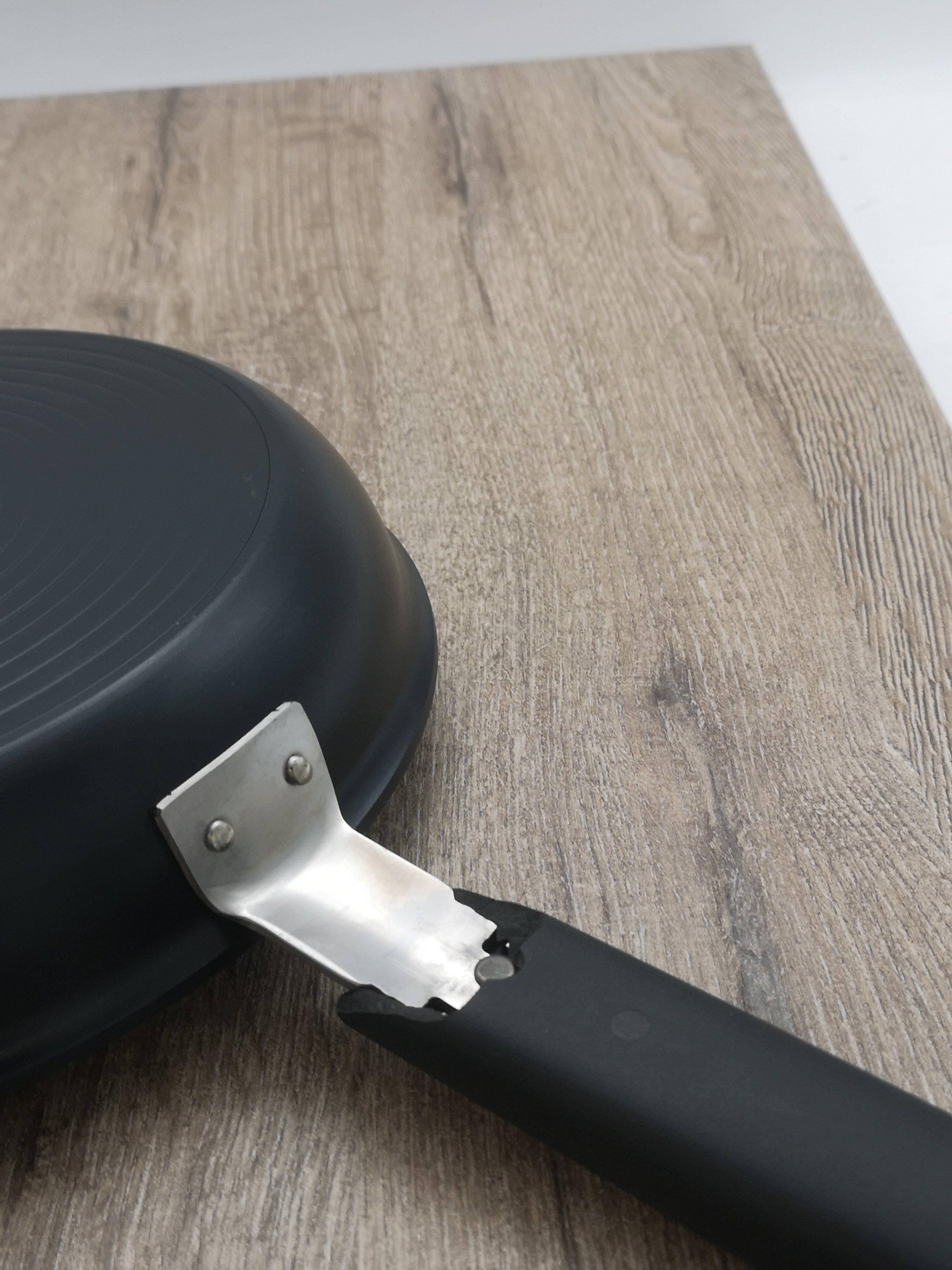 Fiskars Hard Face frying pan 24cm | Advantageously shopping at ...