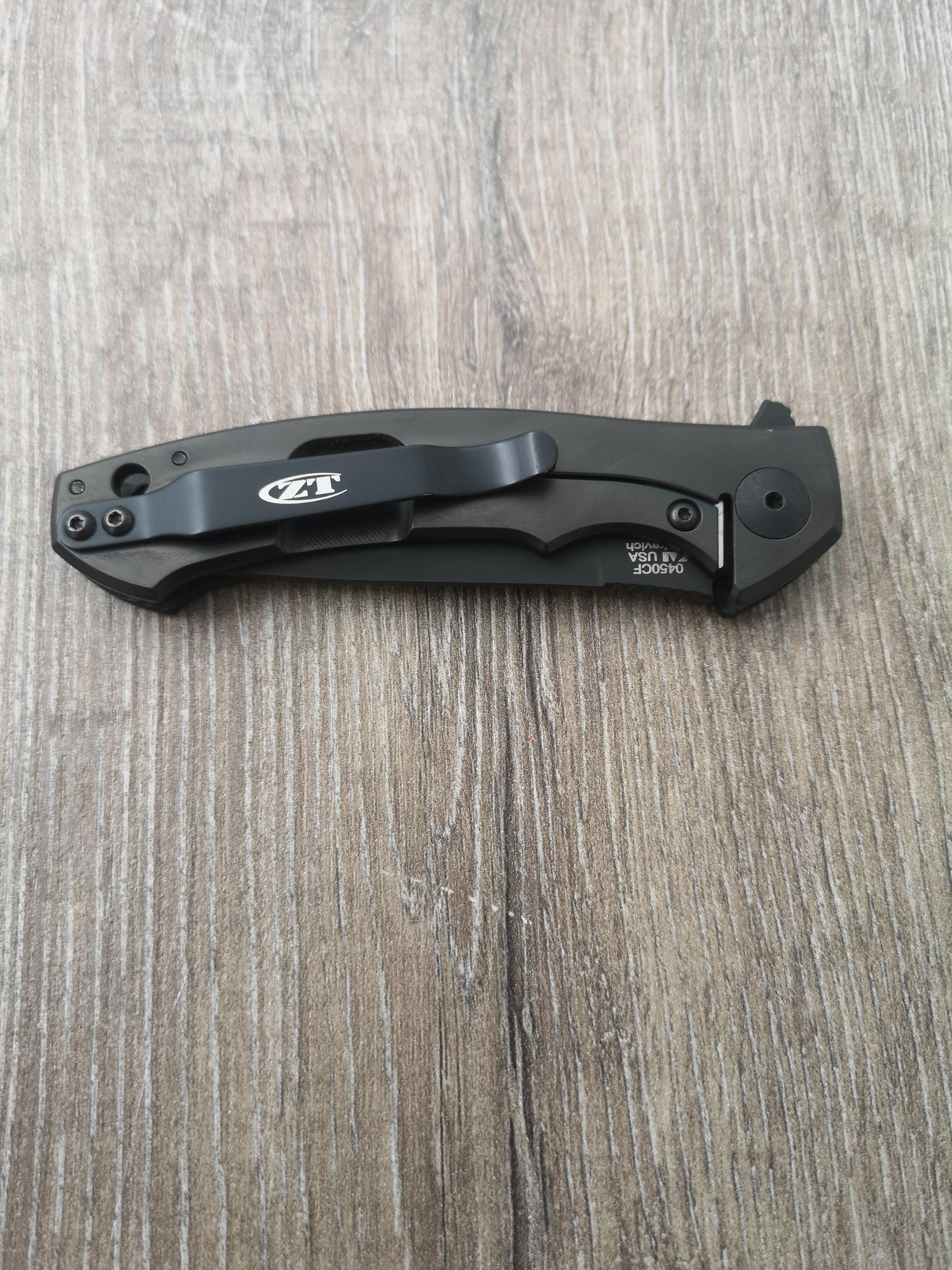 Zero Tolerance 0450CF pocket knife, Sinkevich design | Advantageously ...