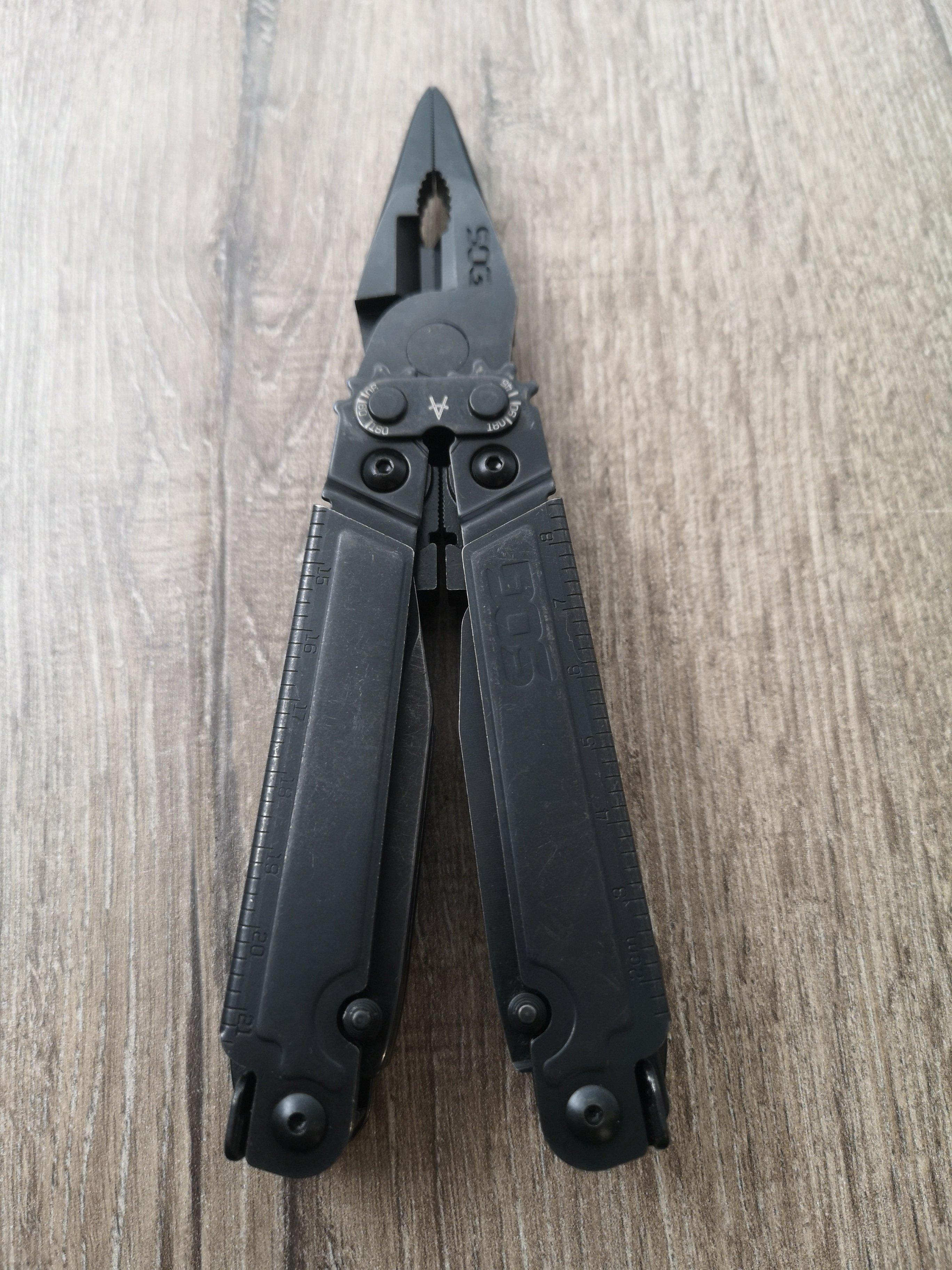 SOG PowerAccess Assist MT Blackwashed PA3002-CP multi-tool ...