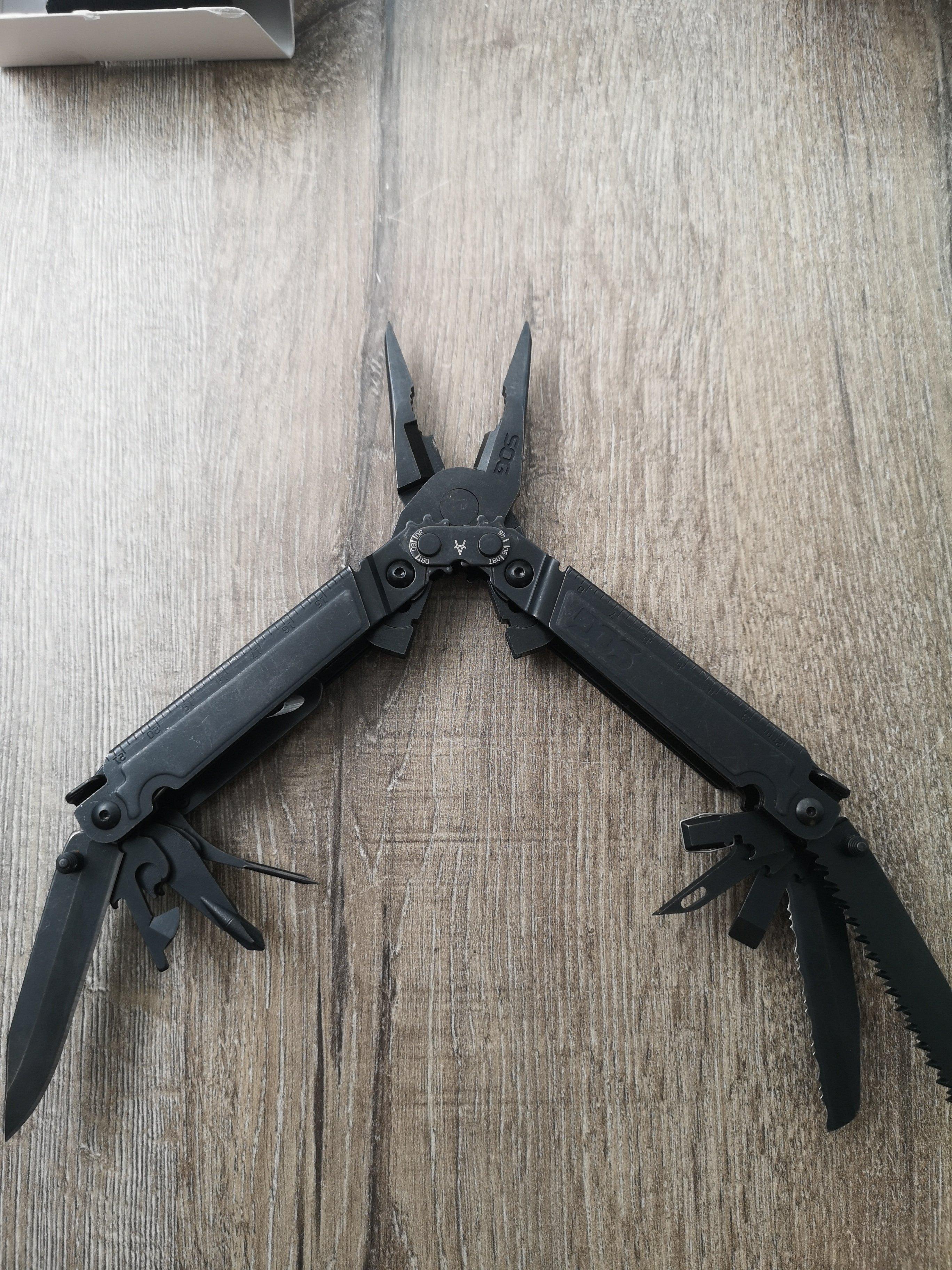 SOG PowerAccess Assist MT Blackwashed PA3002-CP multi-tool ...