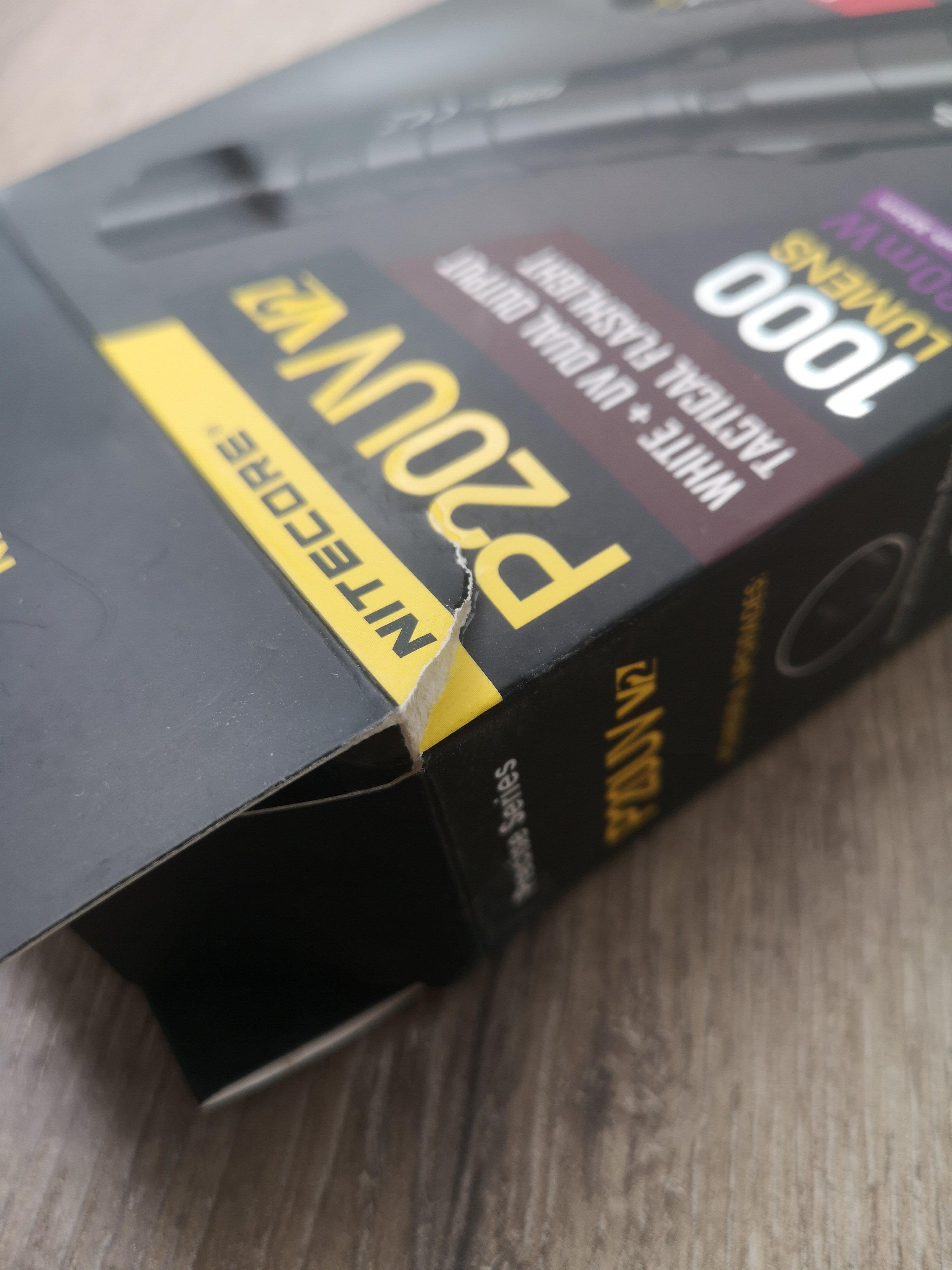 Nitecore P20UV V2 lampe de poche avec lumière UV, 1000 lumen | Achetez à prix avantageux chez ...