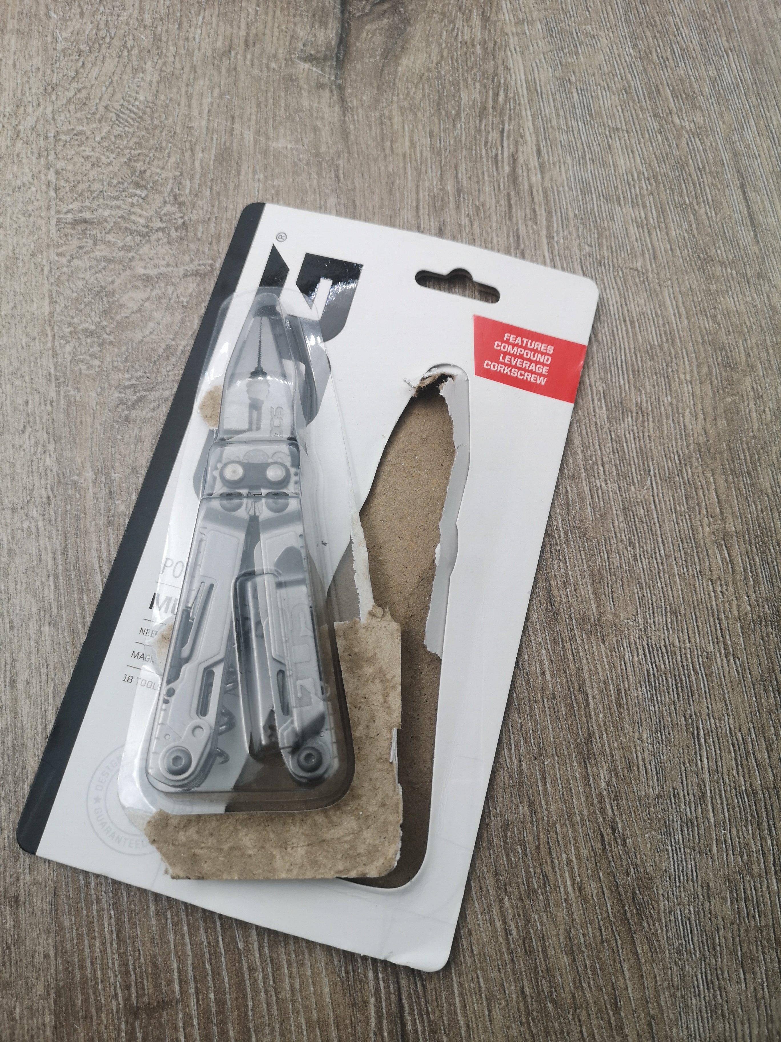 SOG PowerLitre PL1001 multi-tool | Advantageously shopping at ...