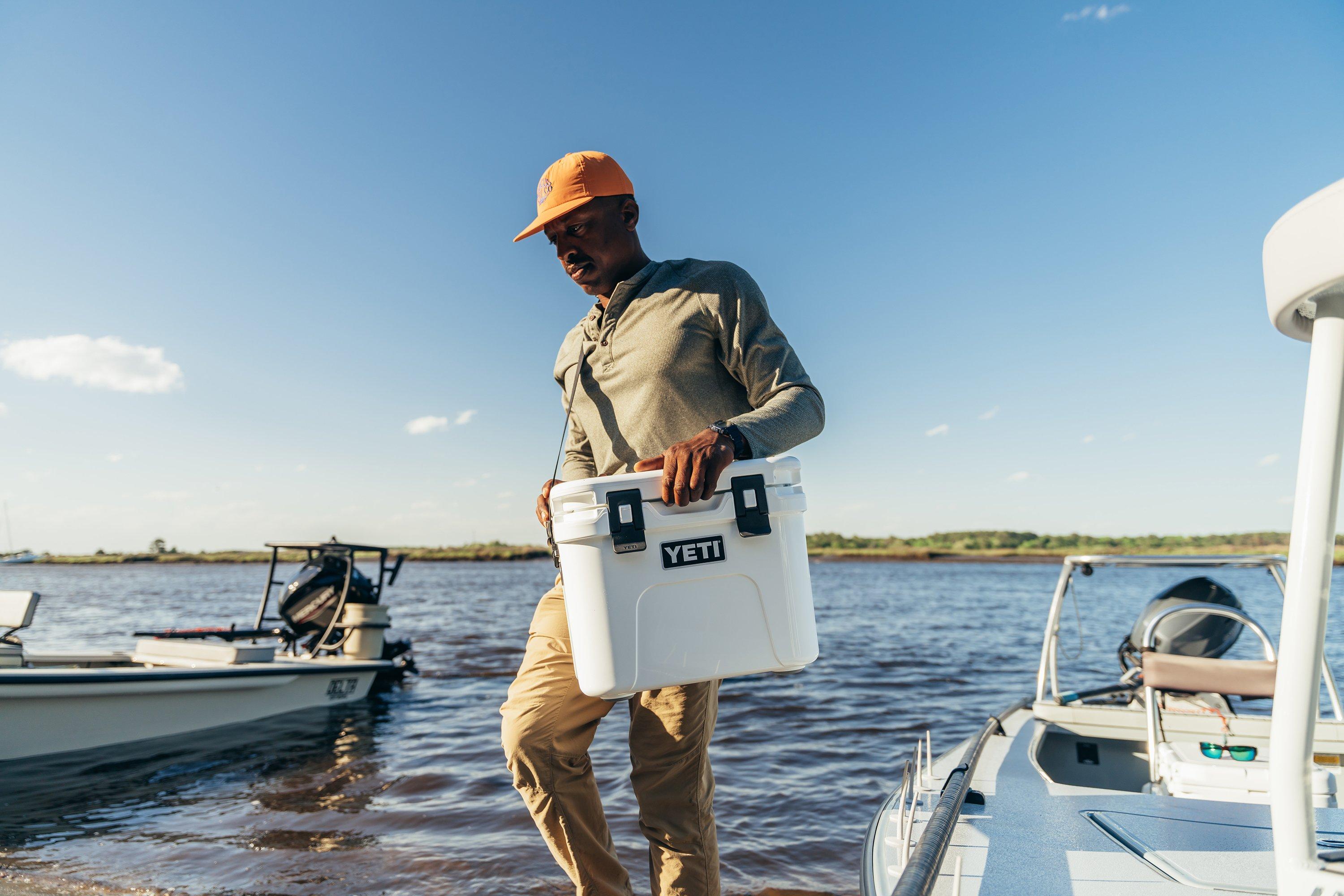 Yeti Roadie 15L Cooler, Navy Blue, cool box with shoulder strap ...