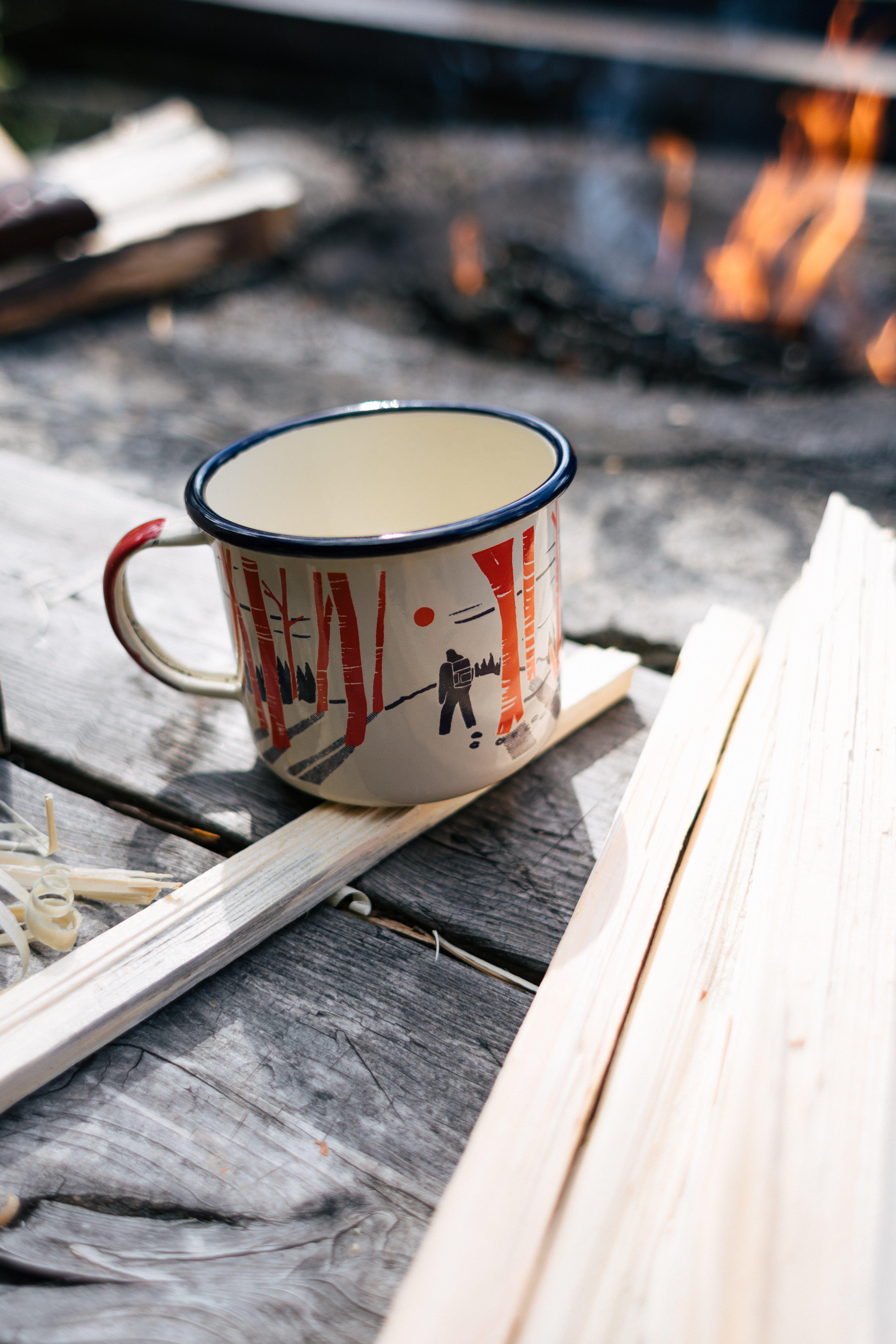 Knivesandtools Enamel Mug E-MG-L-01, Large 10 cm, enamel mug ...